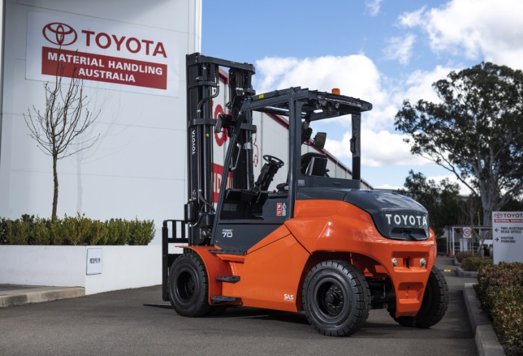 TMHA Launches New High-Tonnage Dedicated-Electric Traigo ...