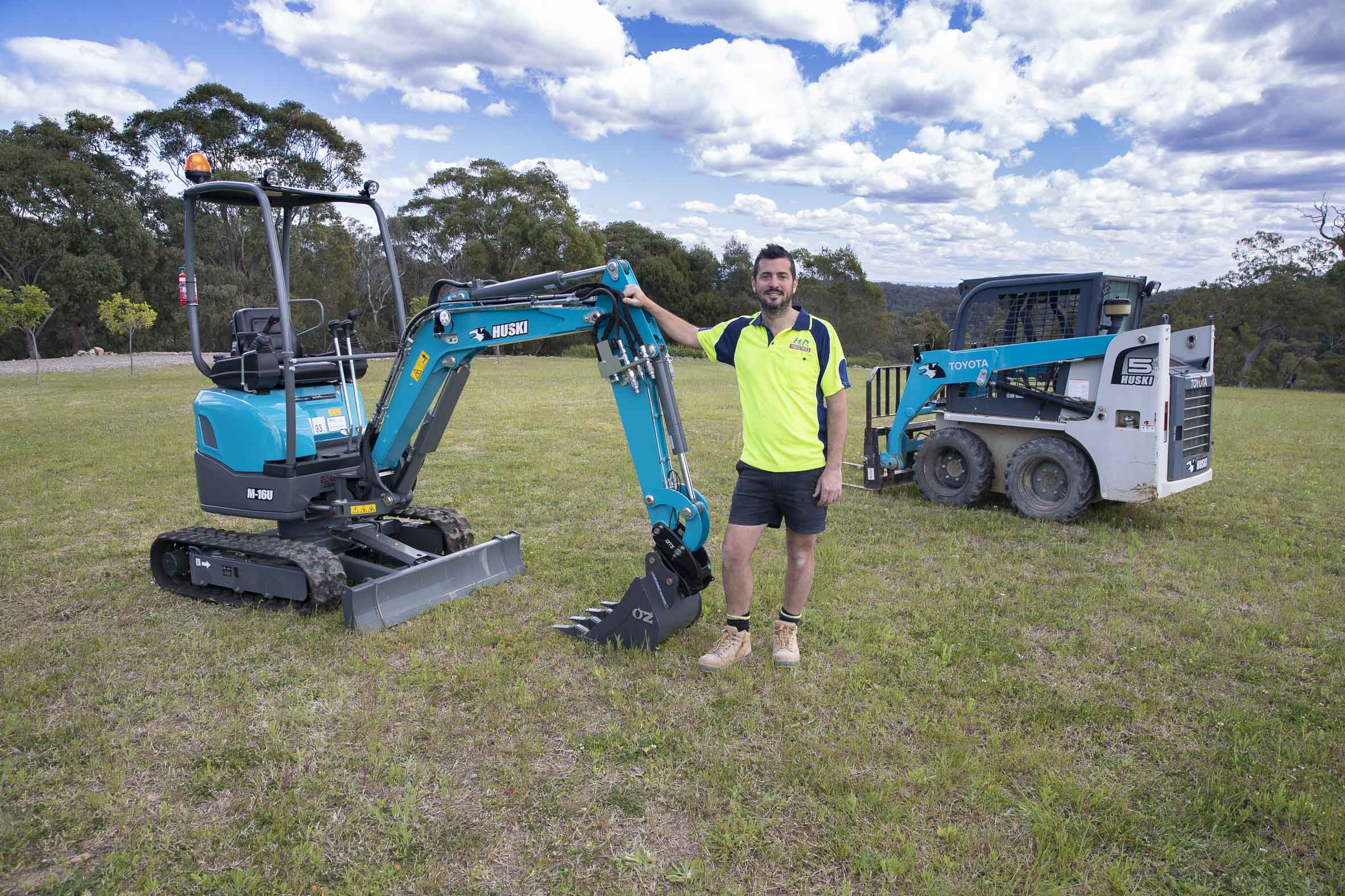 Insight- Huski Mini Excavators Continuing To Prove Popular | TMHA